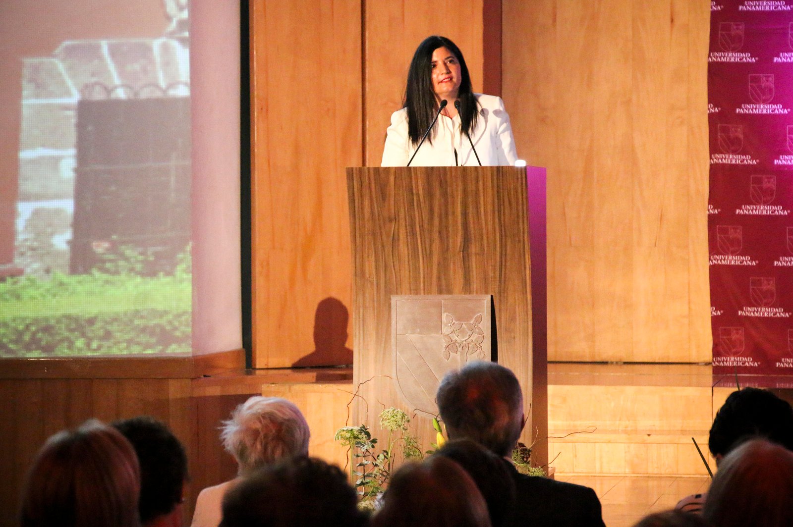 Homenaje a María Pliego Ballesteros